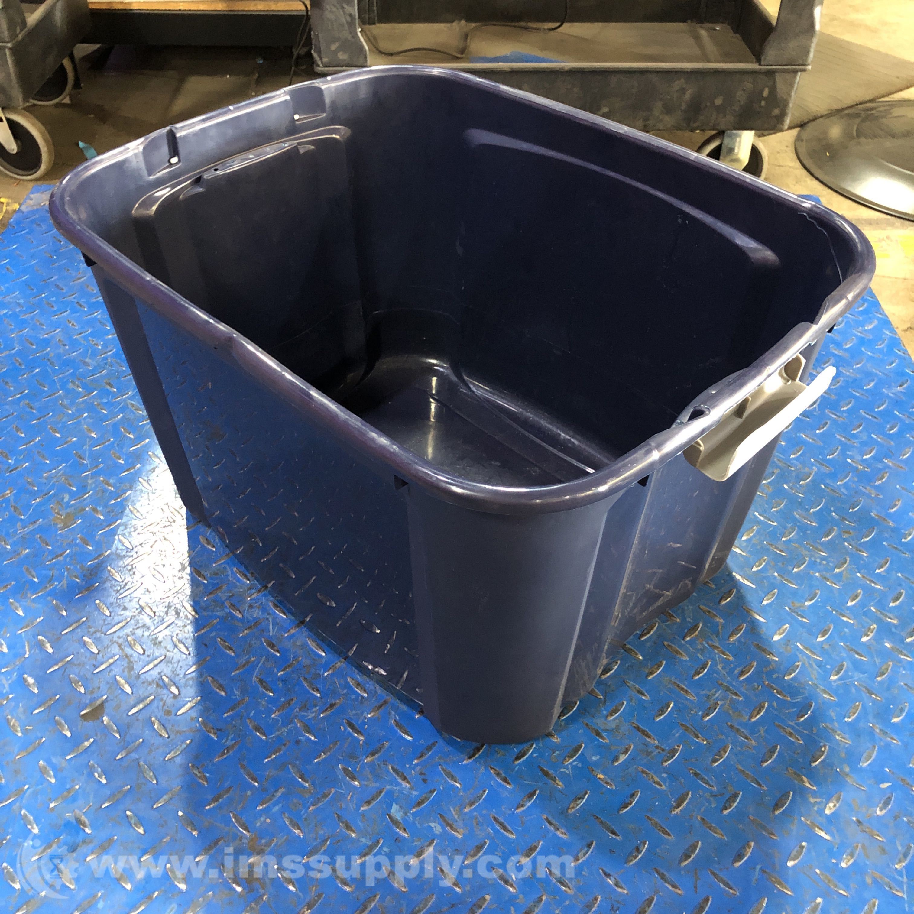 Bella Storage Solution Blue 19 Gallon Locking Storage Bin - IMS Supply