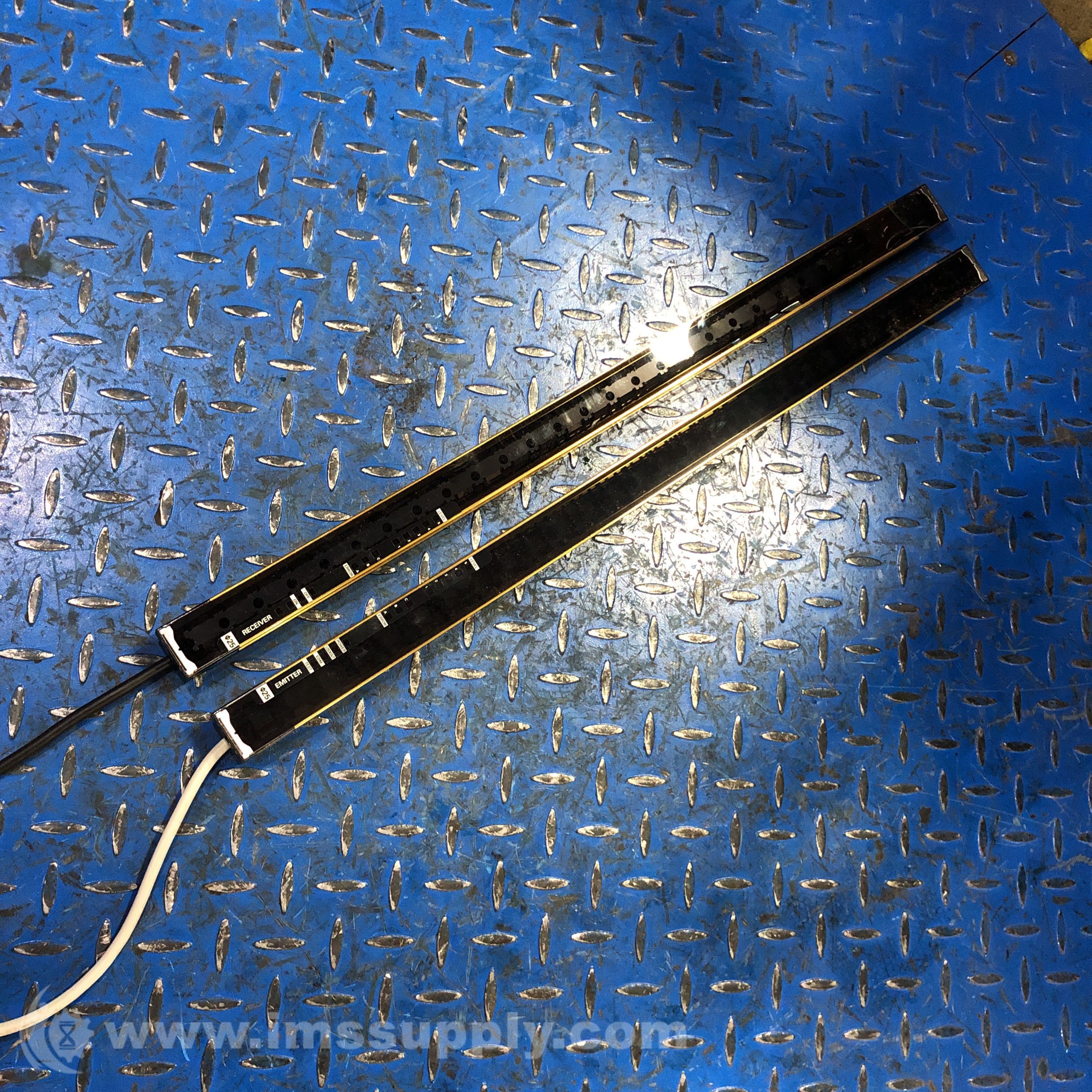 Omron F3SJ-A0580P25-TS Receiver/Transmitter Safety Light Curtains - IMS ...