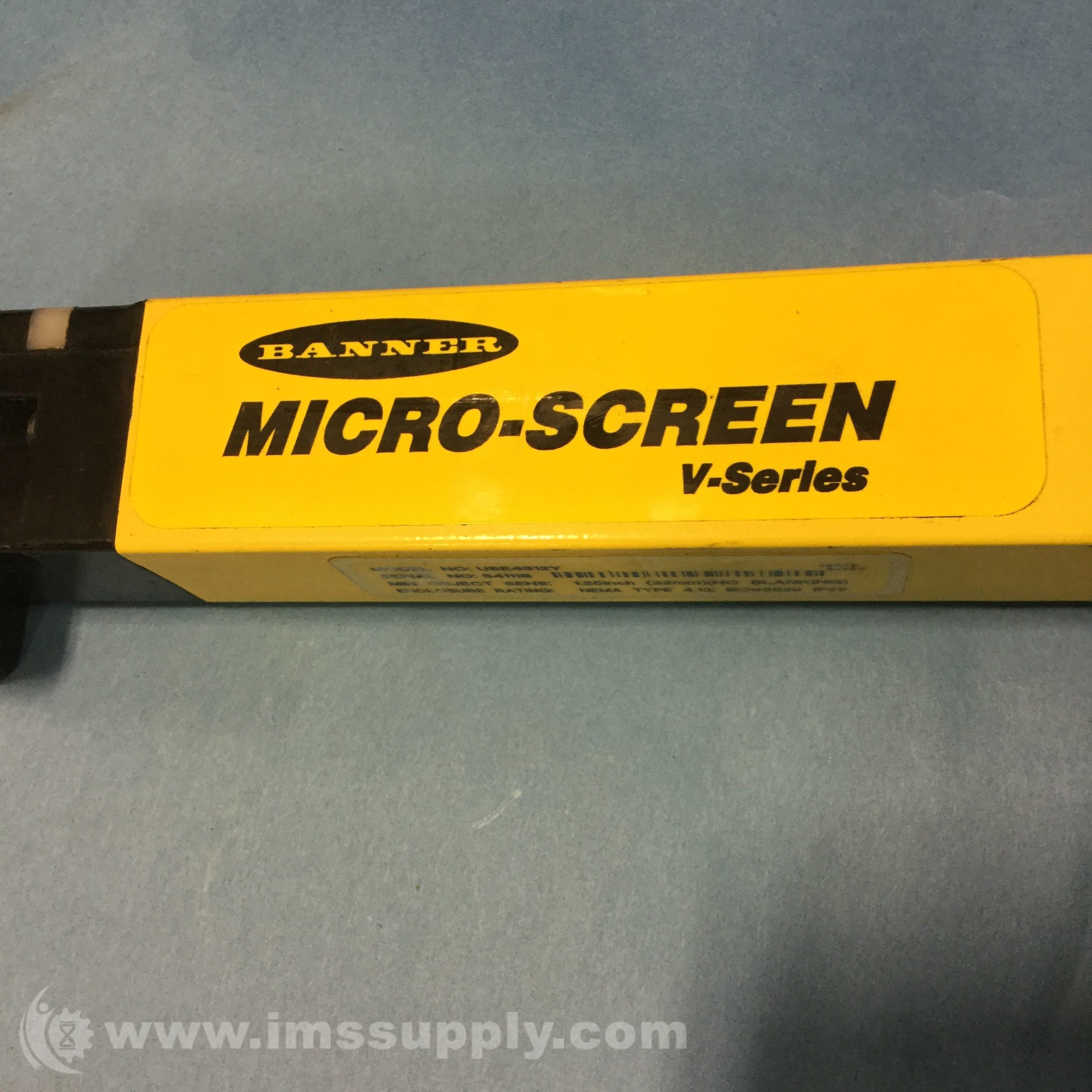 Banner USE4812Y 48IN EMTR YEL W/QD Micro Screen - IMS Supply