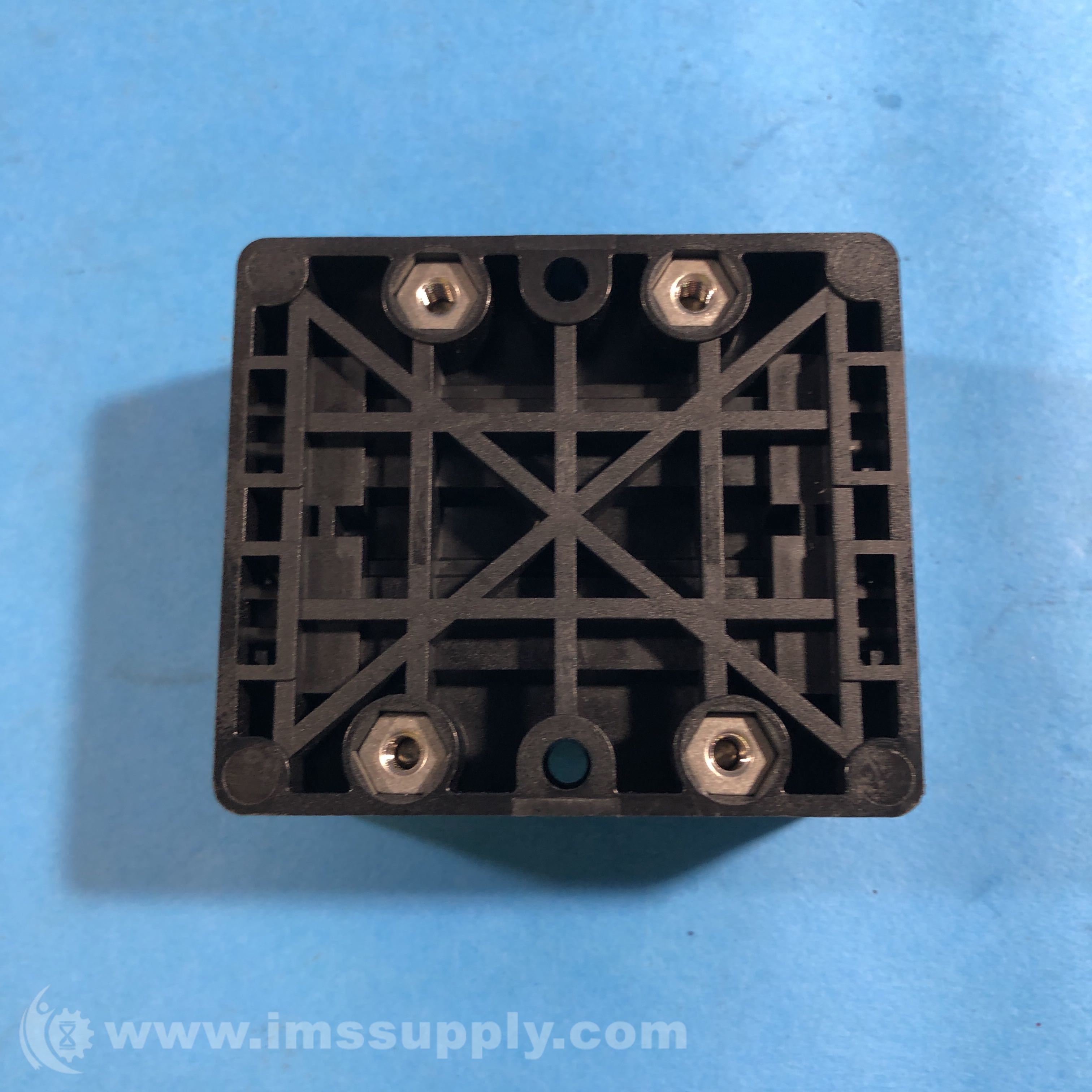 Ifm E70200 Flat Splitter Box - IMS Supply