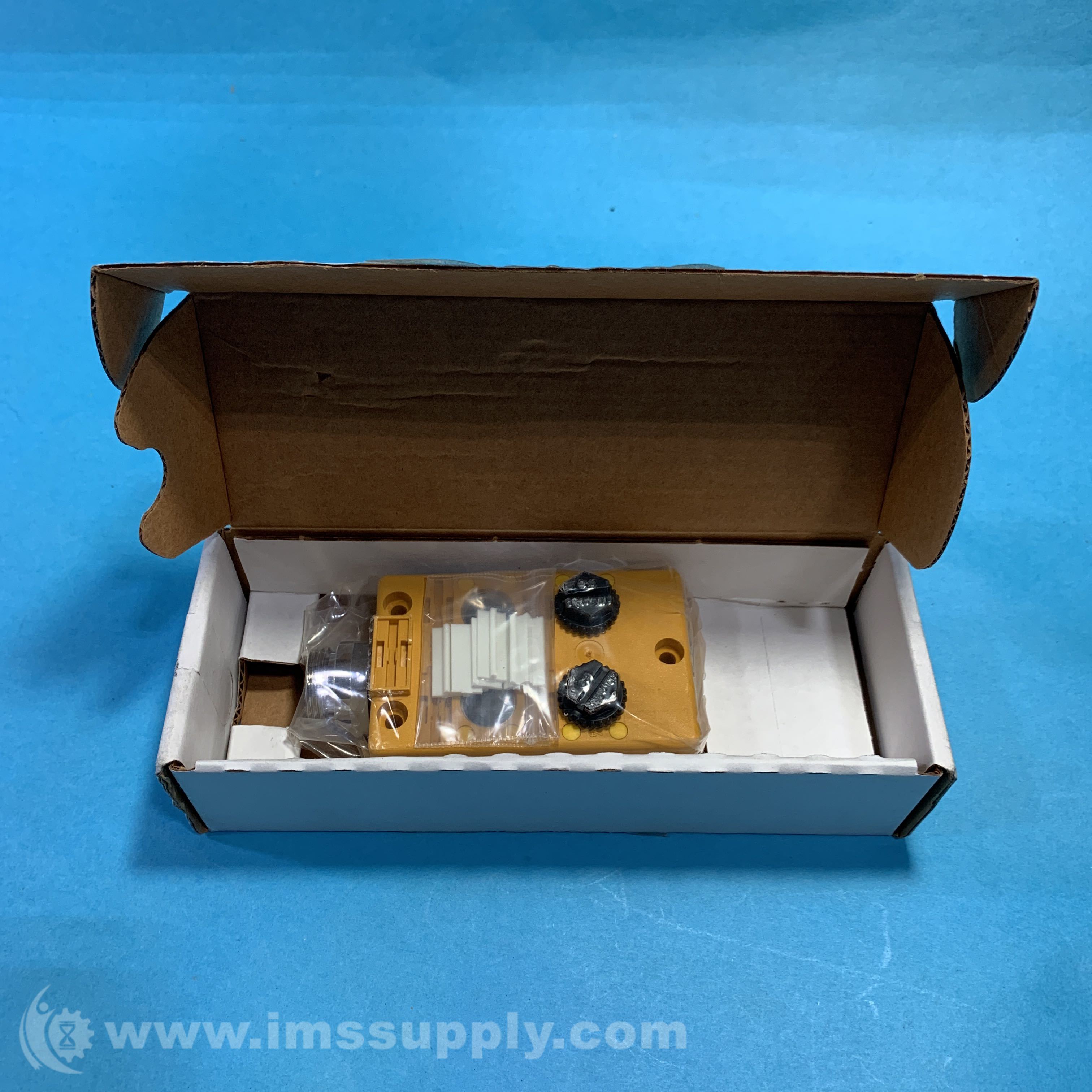 Turck VBKB 40-B1161 4-port Junction Box, 7/8 Minifast Home Run - IMS Supply