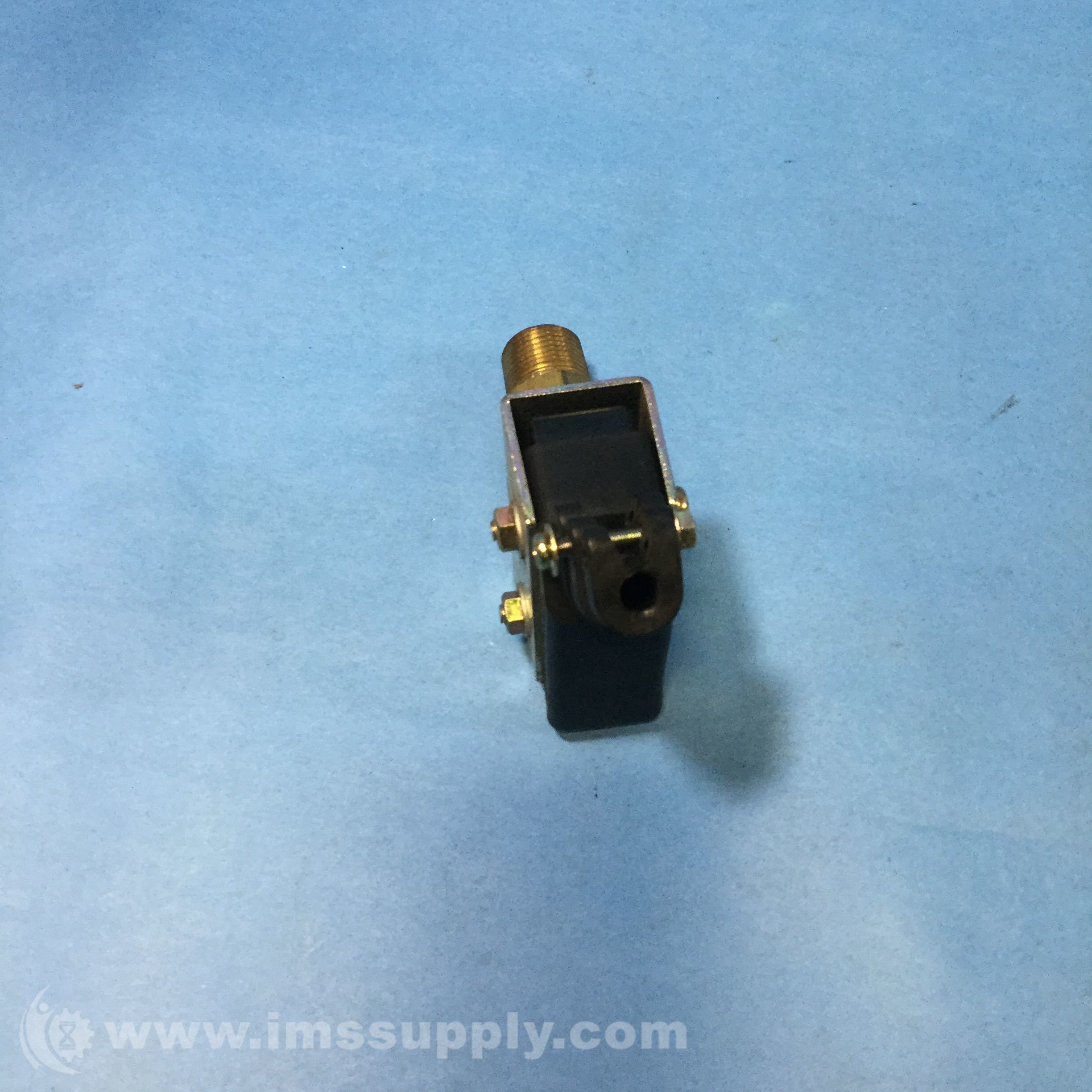 CKD PE2T 1F Pressure Valve Switch - IMS Supply