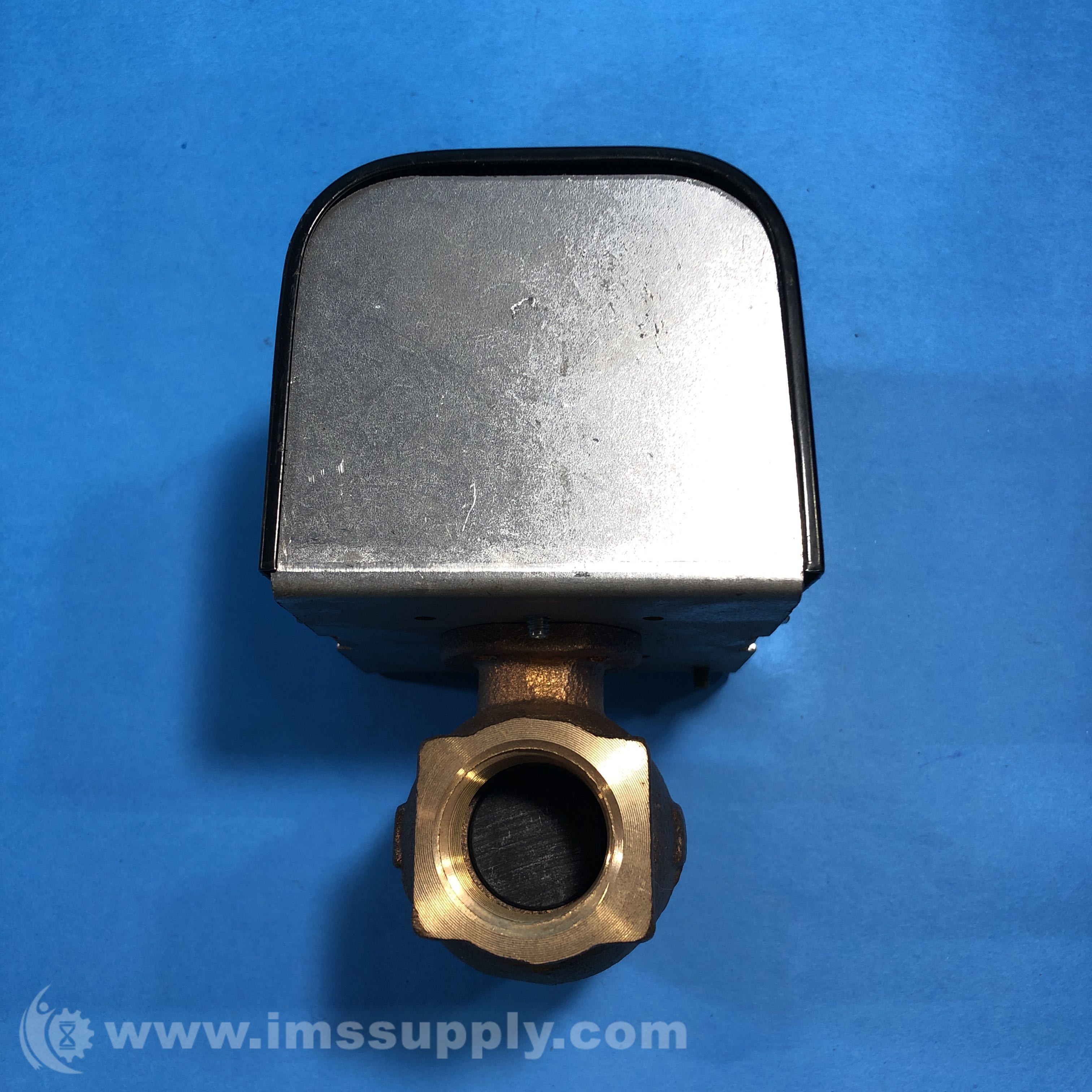 Mcdonnell & Miller Flow Switch - IMS Supply