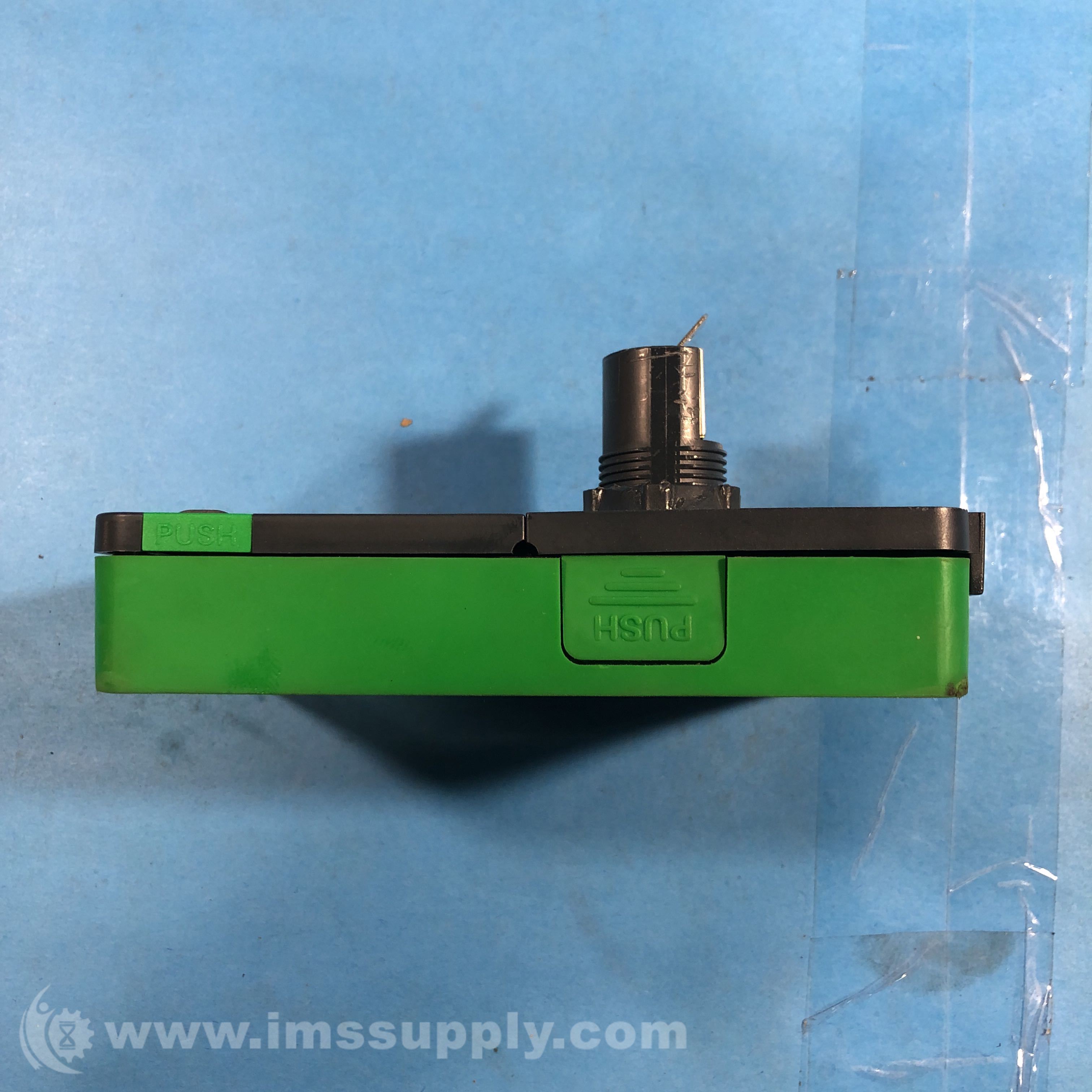 Schneider Electric VW3A1111 Graphic Display Terminal - IMS Supply