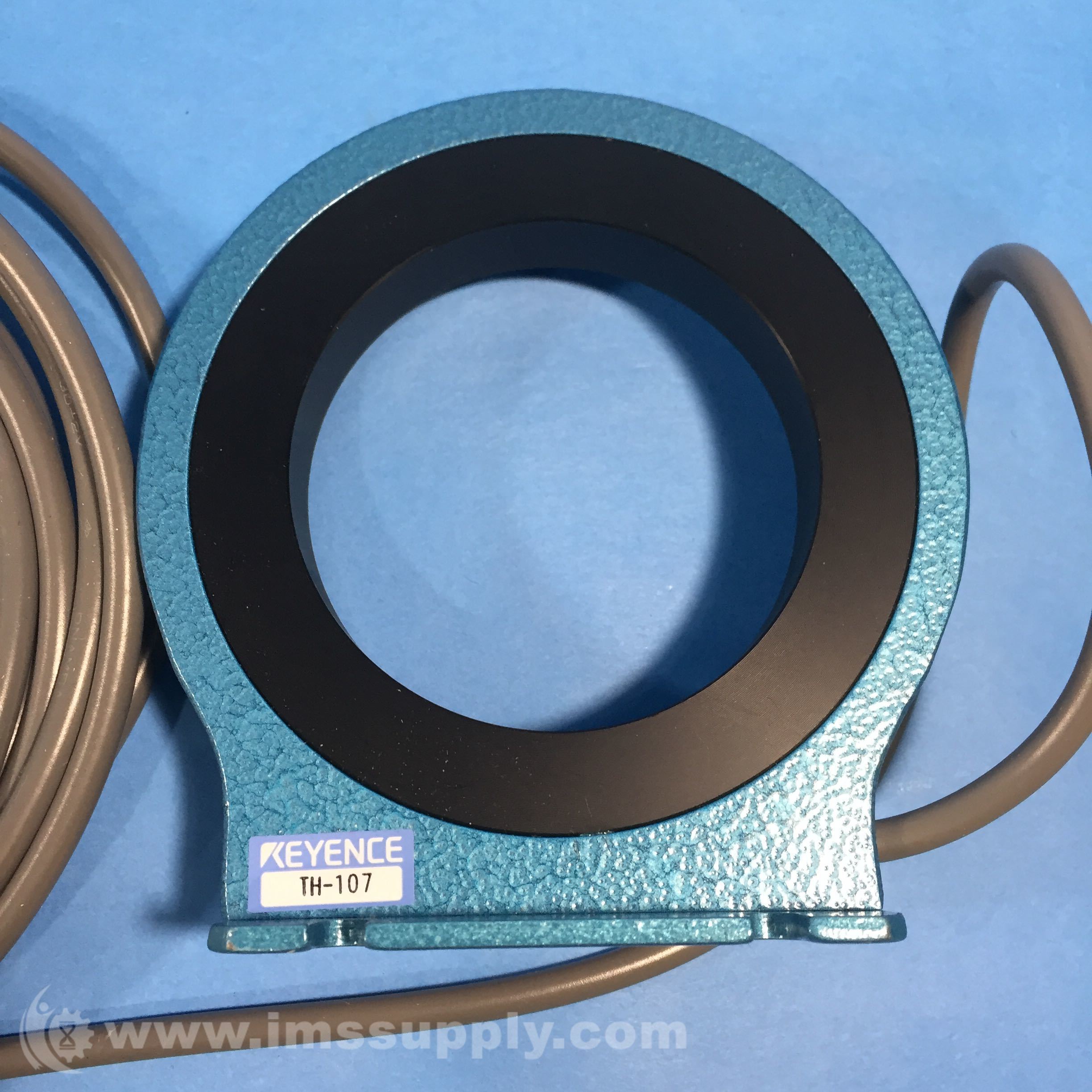 Keyence TH-107 Sensor Head for Small Metal Object Detection - IMS Supply