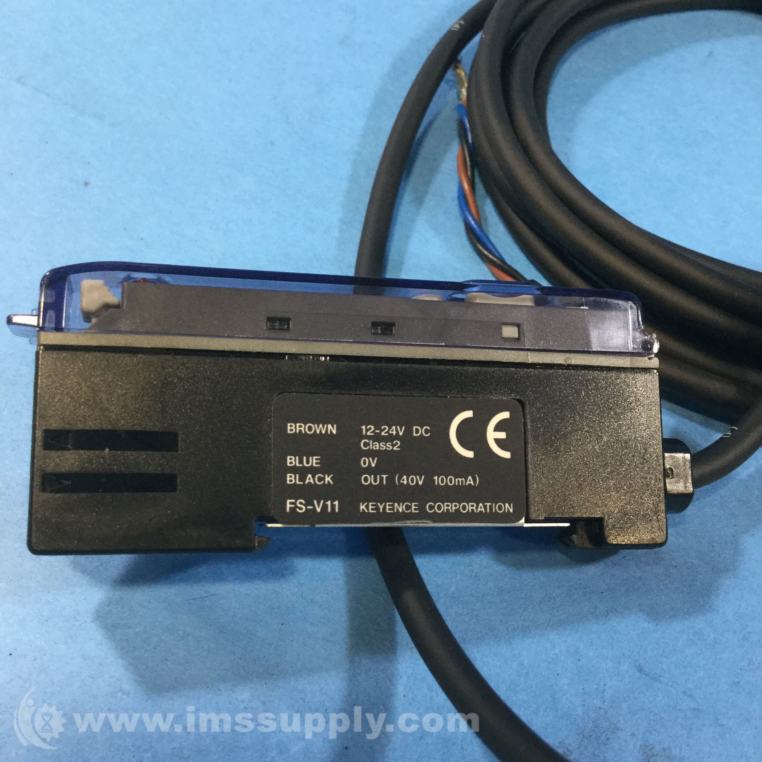 Keyence FS-V11 Fiber Amplifier, Cable Type, Main Unit, NPN - IMS Supply