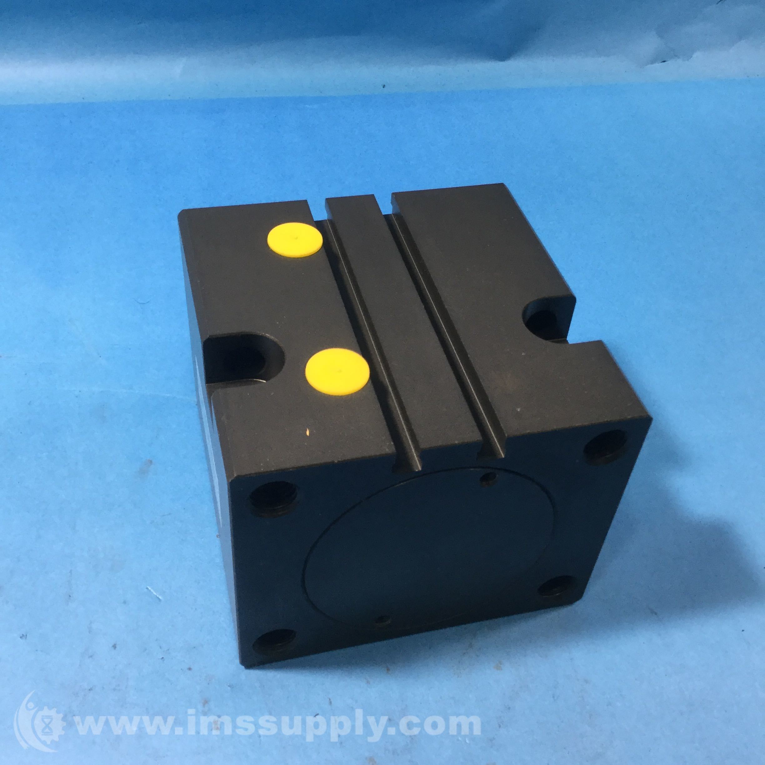 Tunkers PSB 63 R T07 Pneumatic Swivel Clamp Block - IMS Supply