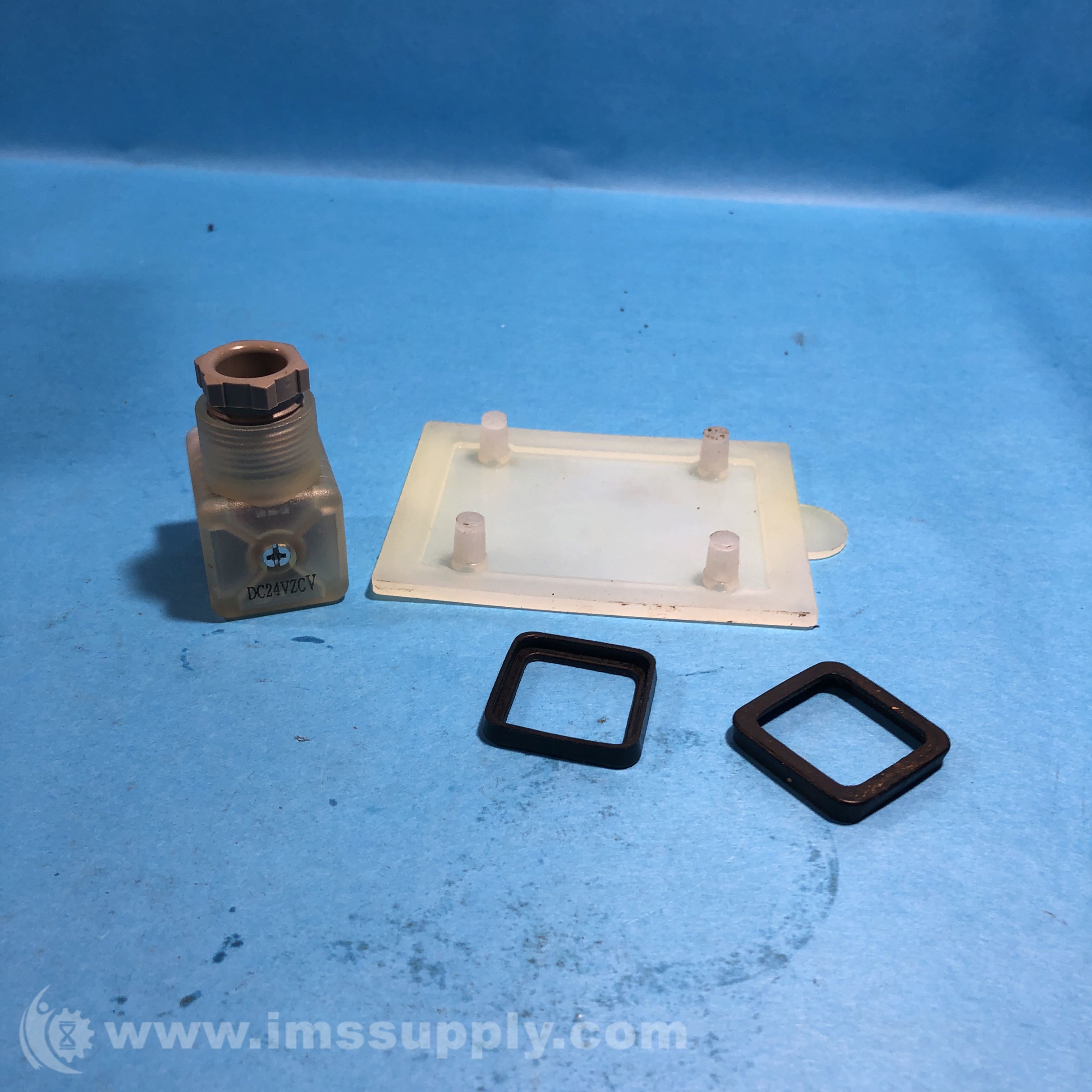 Tokyo Keiki DG4V-5-2C-M-U7L-H-7-40 Directional Control Valve - IMS Supply