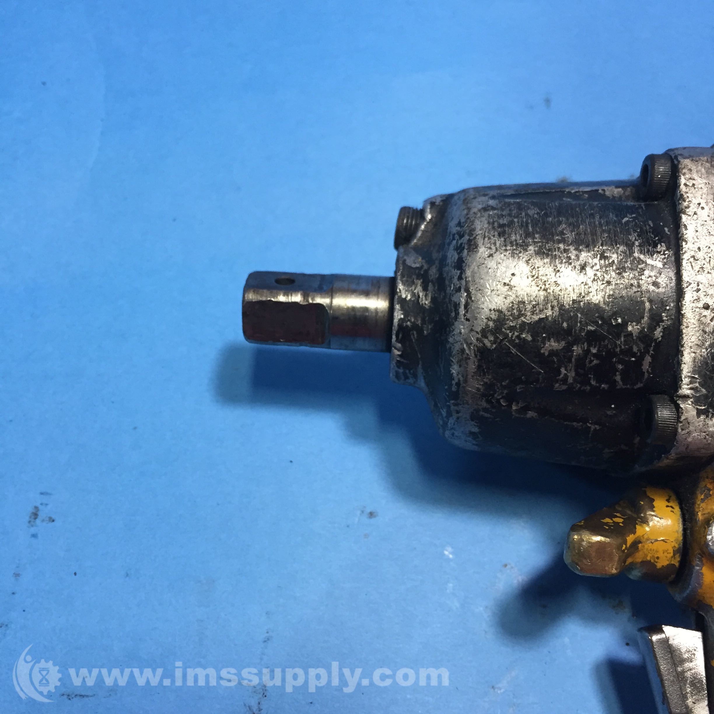 Uryu UX-900 Pneumatic Impact Wrench - IMS Supply