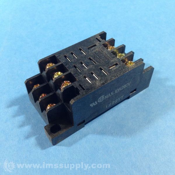 Omron PTF11A Relay Socket Base, 110 VAC, 15 Amp, 11 Pin - IMS Supply