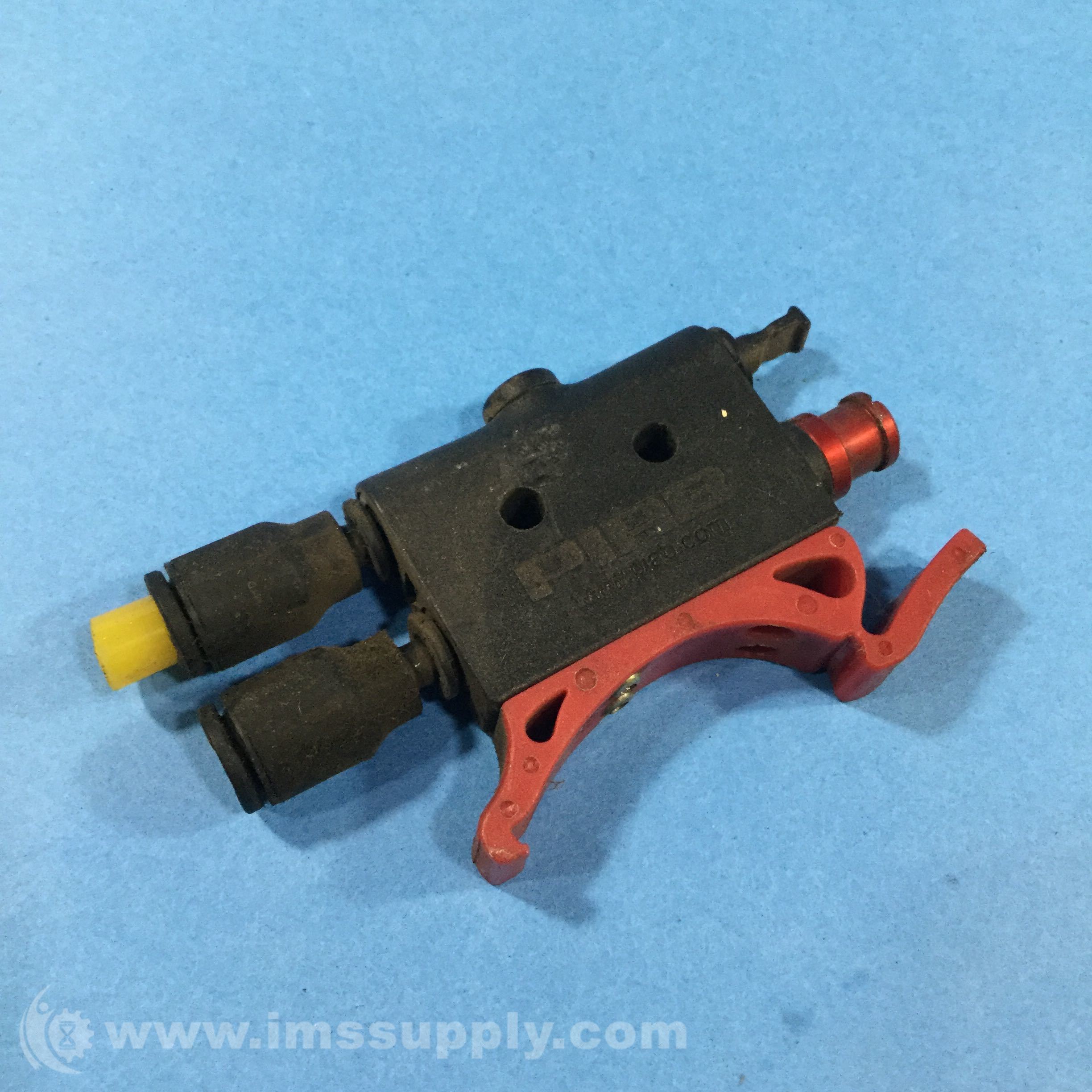 PIAB Compact Vacuum Pump, 4 Port, Red Mounting Clip - IMS Supply