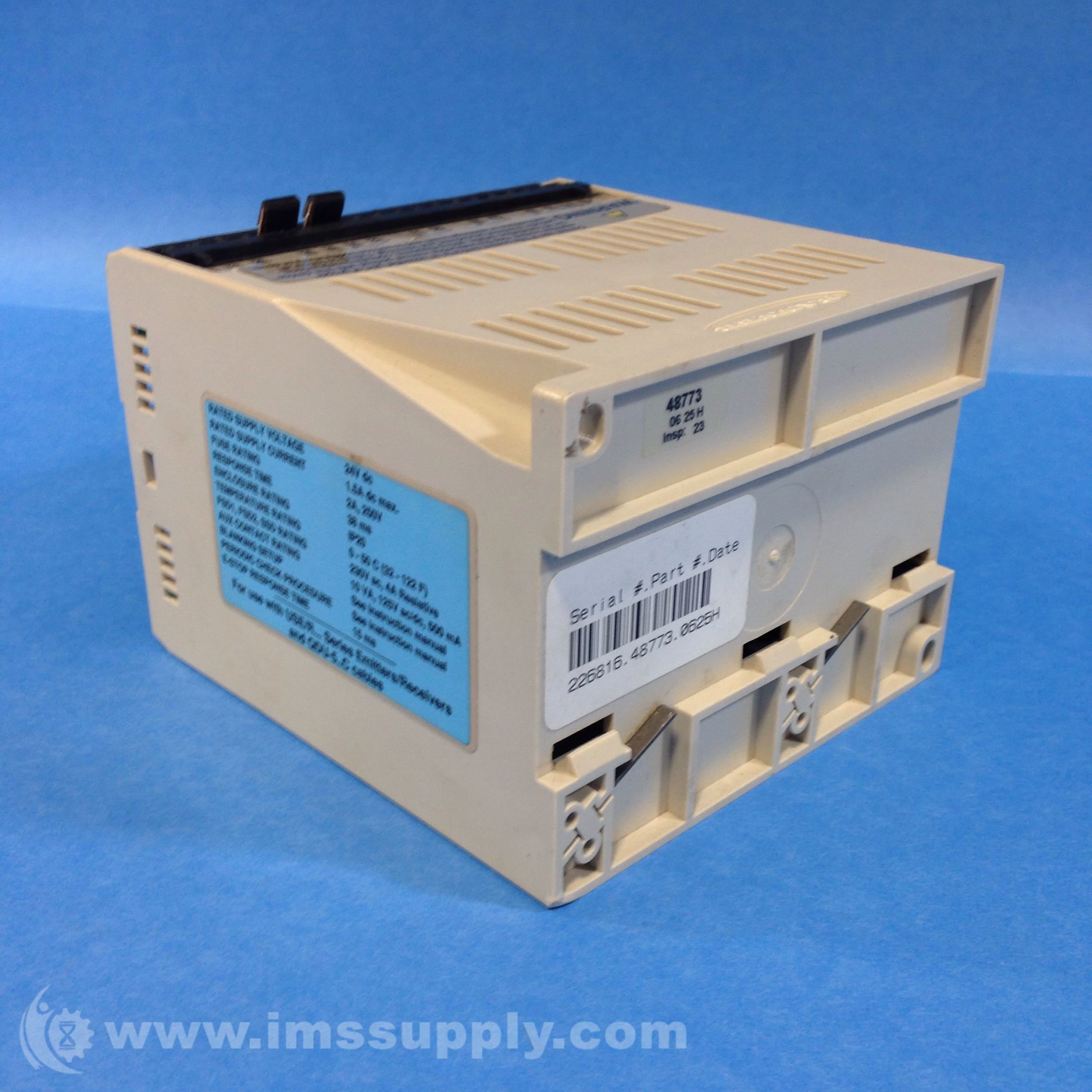 Banner 48773 Banner Safety Curtain Control Module - IMS Supply