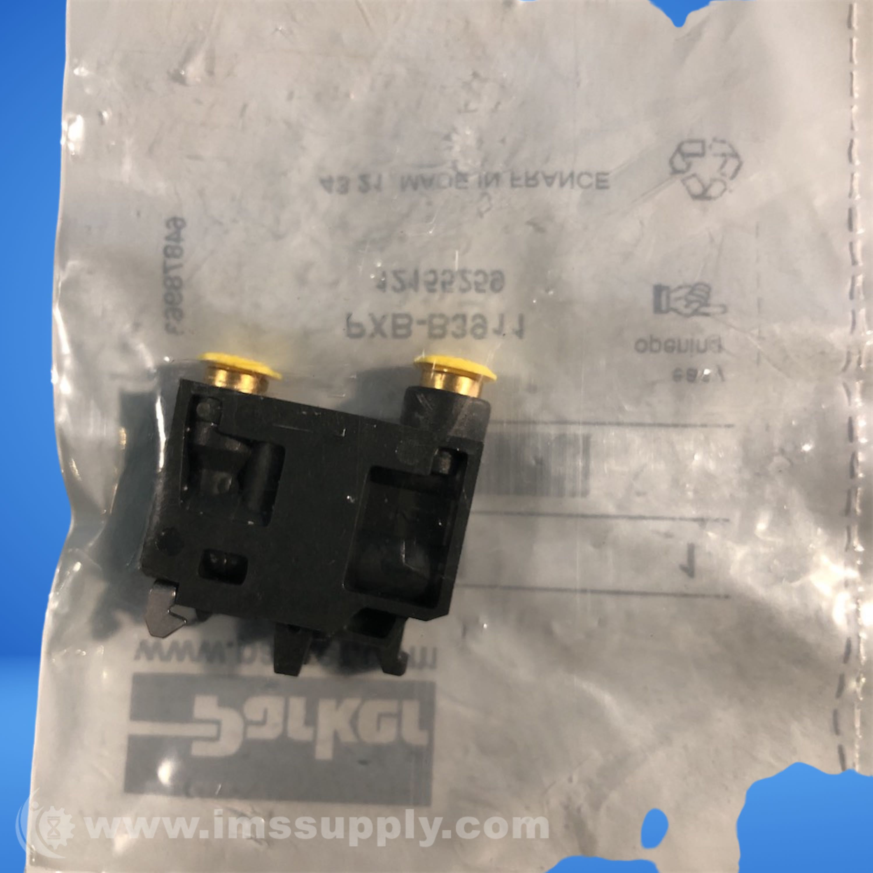 Parker PXB-B3911 Pneumatic Manual Control Valve - IMS Supply