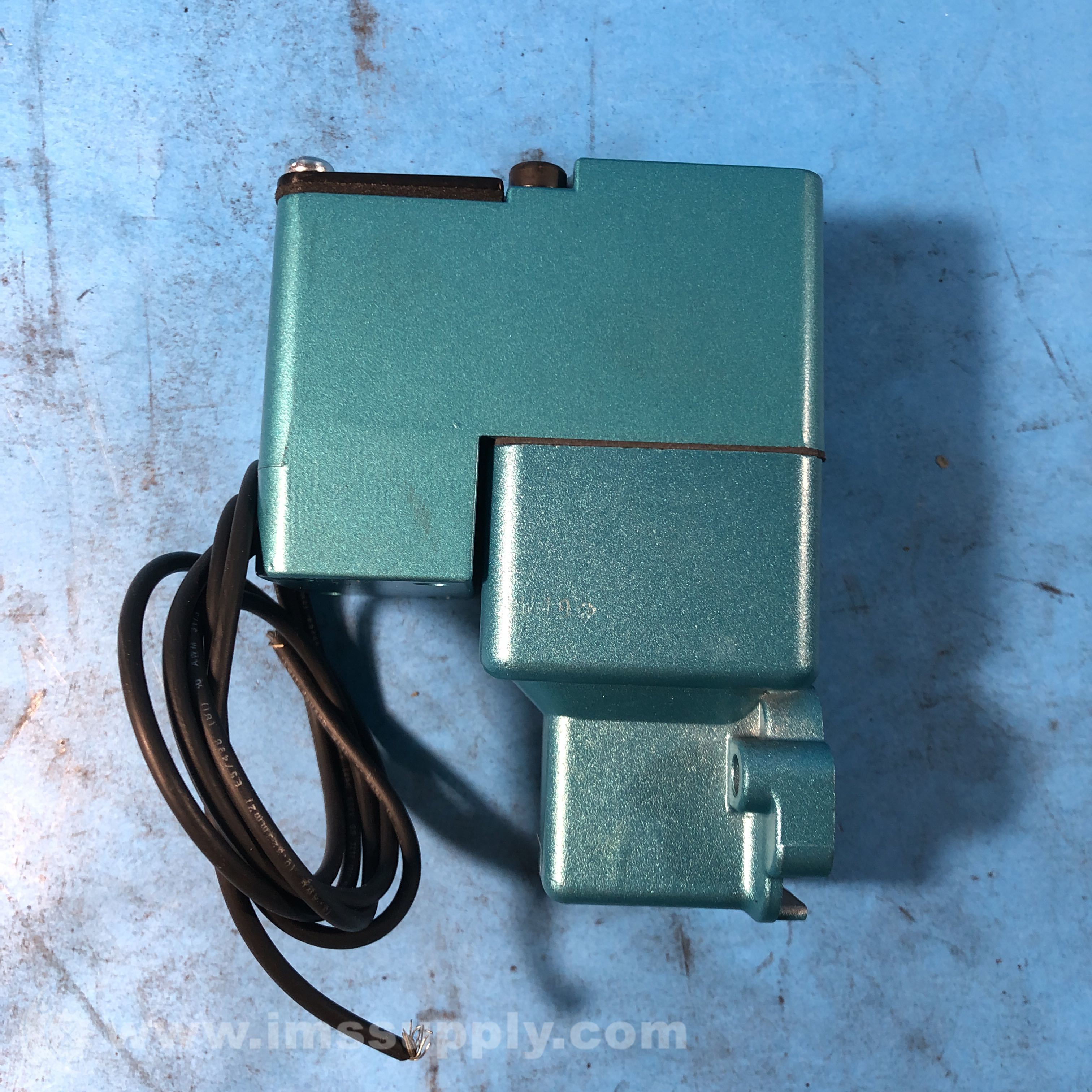 MAC Automation Concepts 250B-111AAAA Solenoid Valve - IMS Supply