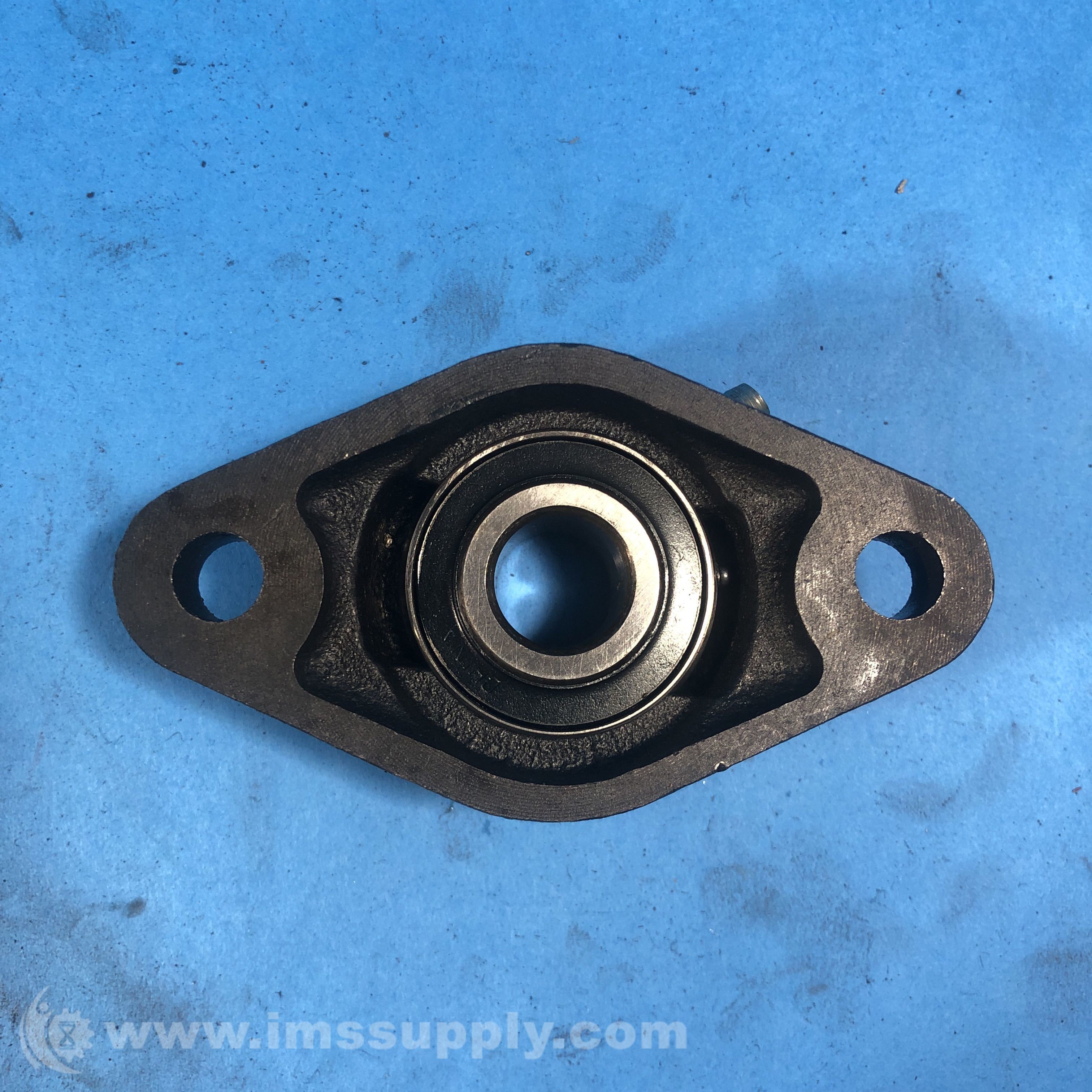 IPTCI UCFL 202-10 2-Bolt Flange Units With Set Screw Lock - IMS Supply