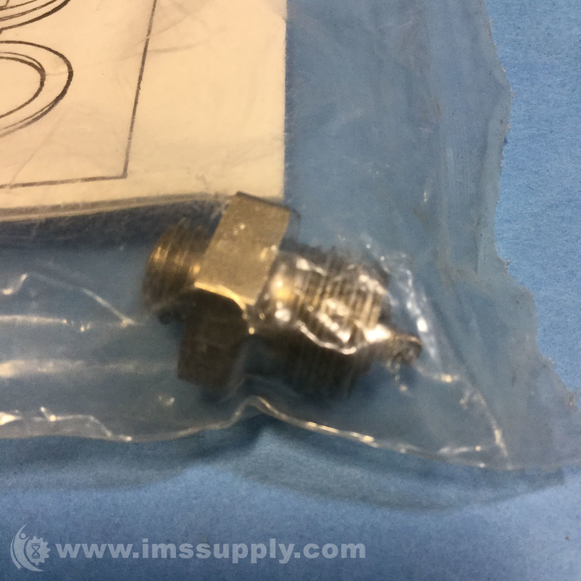 3M Home & Commercial Care 62-9773-0012-8 Valve - IMS Supply