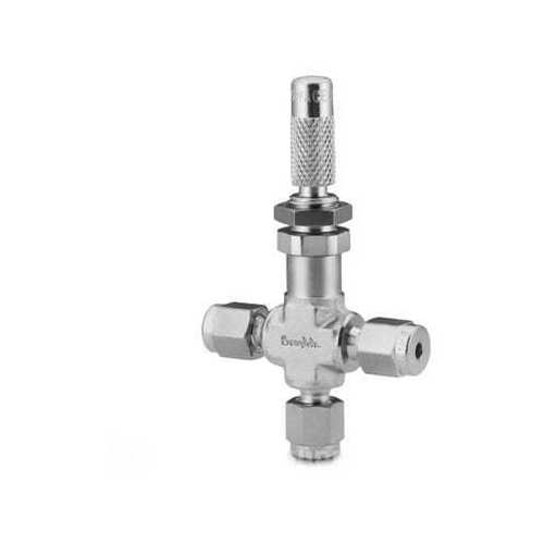 Swagelok SS-SS2-X SS Low Flow Cross Pattern Metering Valve - IMS Supply