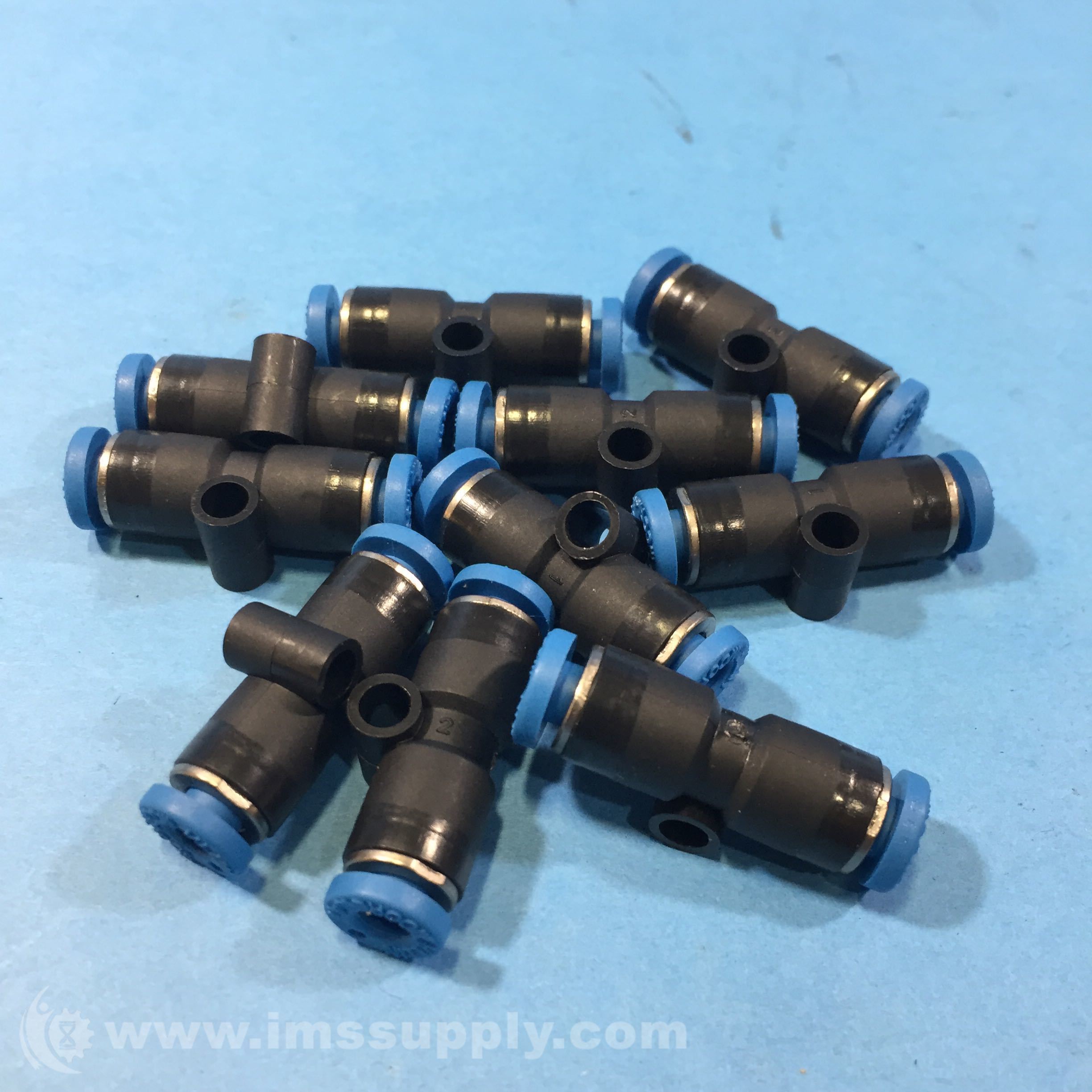 Nitta Moore EUC4 Bag of 10 Connector, 4mm - IMS Supply