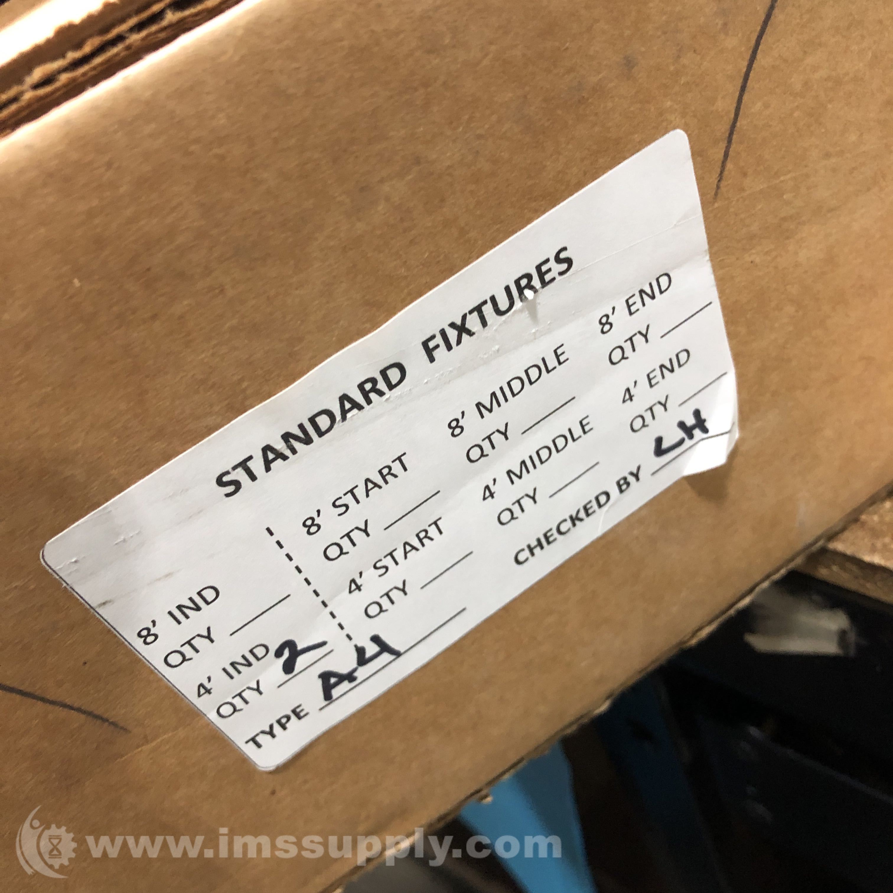 Startek Lighting America Box of 3 Standard Light Fixtures - IMS Supply