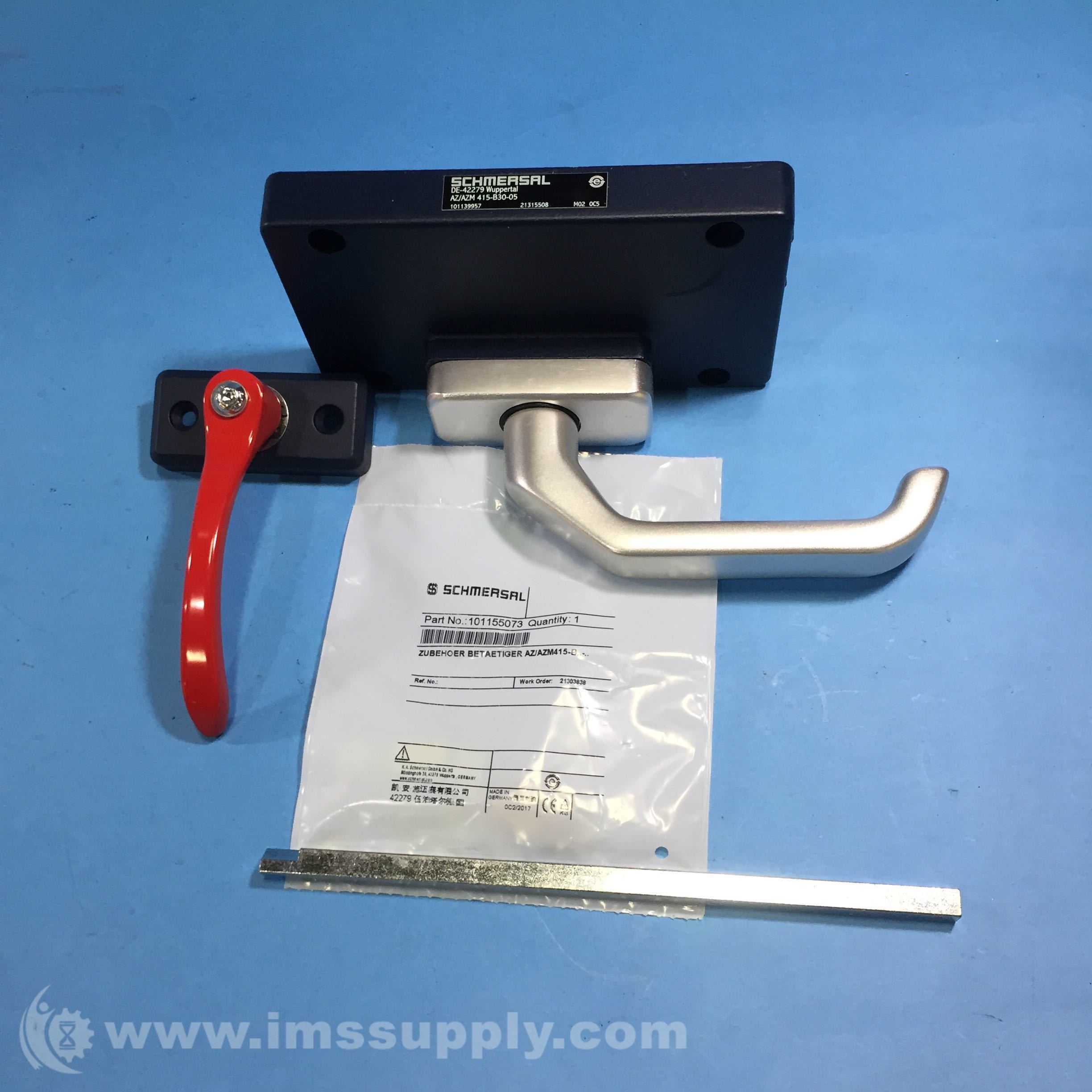 Schmersal 101139957 Actuator and Emergency Exit Handle Kit - IMS Supply