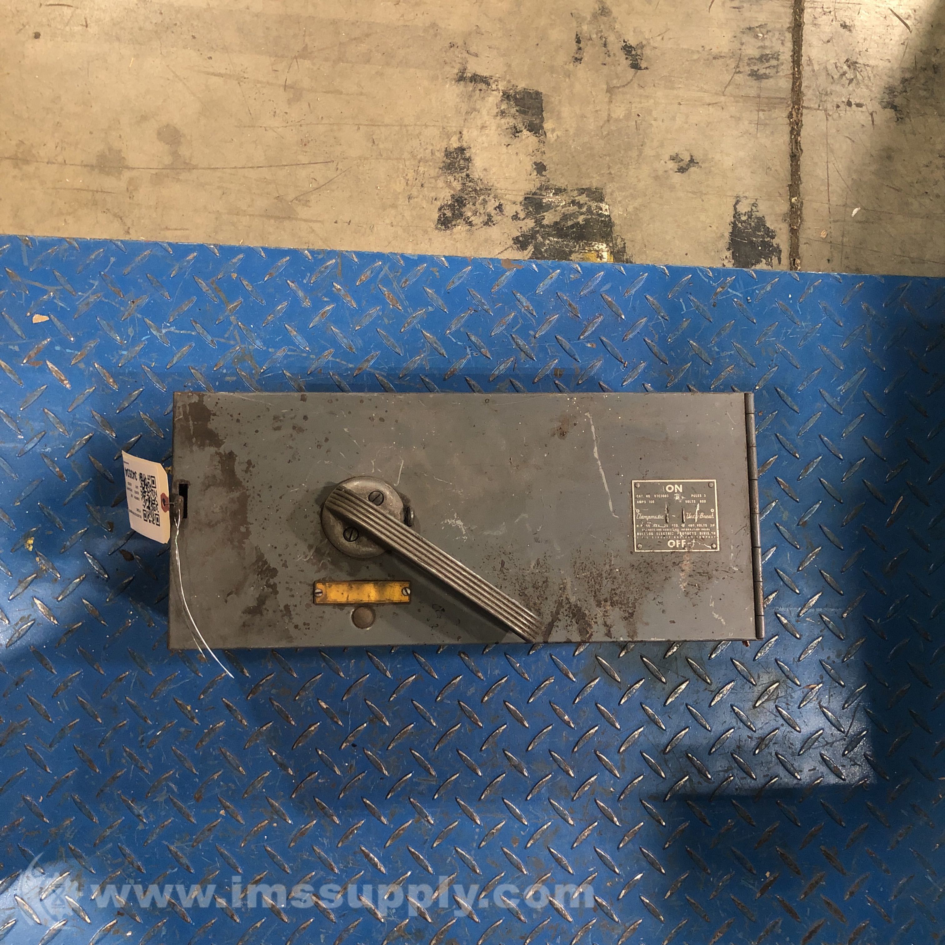 Bulldog Electric Products V7E3603 Vacu-Break Switch, Panel Mount - IMS ...