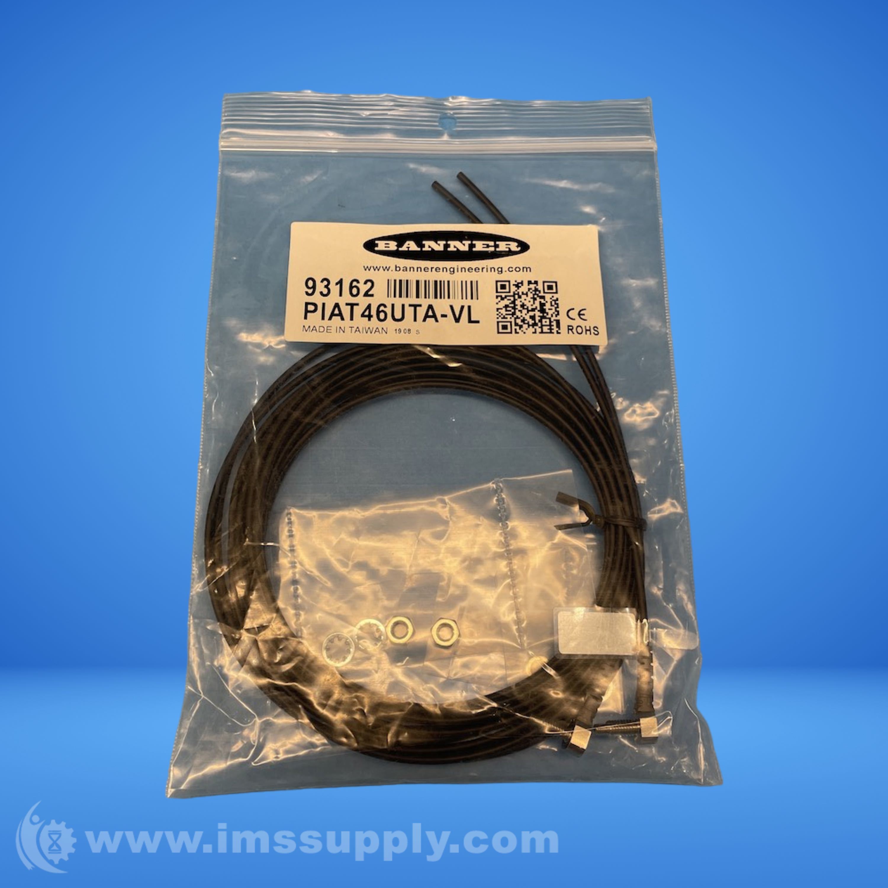 Banner Engineering Corp. PIAT46UTA-VL Angle Fiber Optic Sensor - IMS Supply