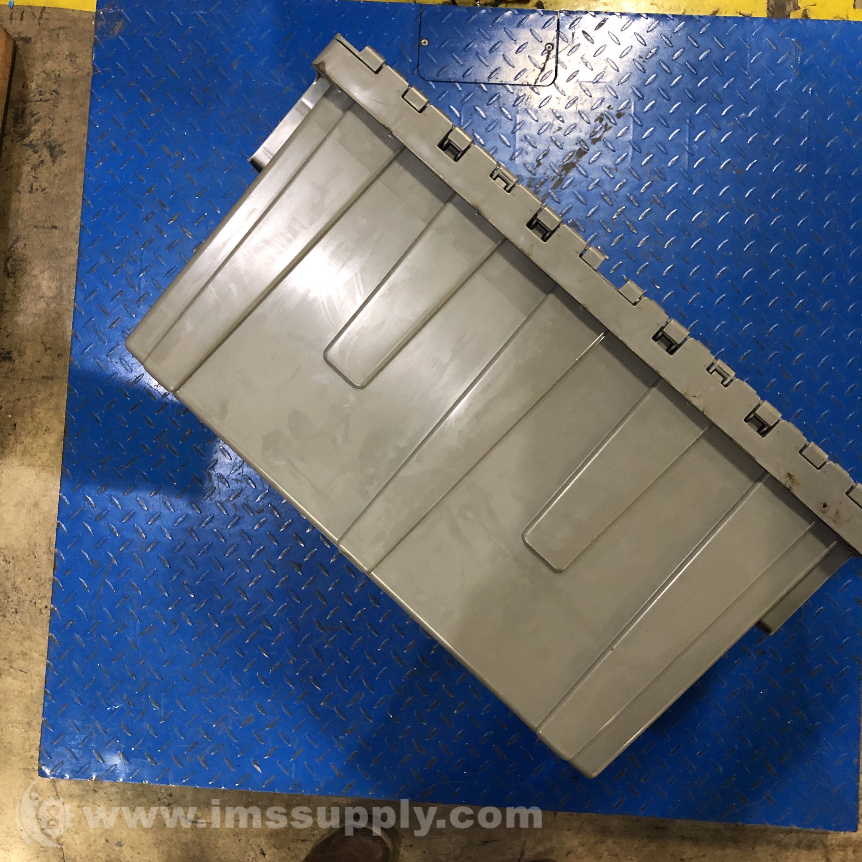 Uline CFP403 A Grey Round Trip Tote, 28 x 22 x 16 - IMS Supply