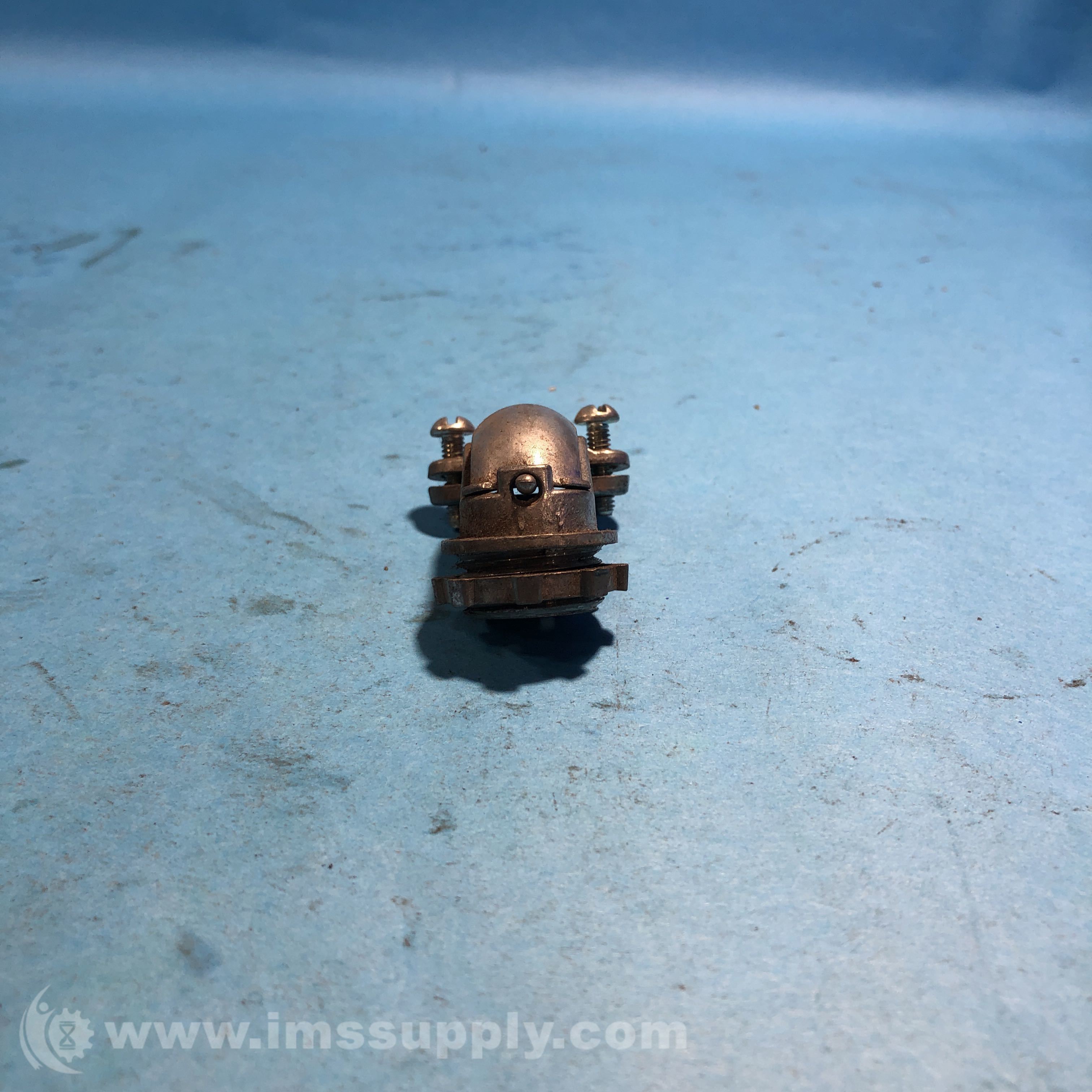 Regal Fittings Size 9 Dry-Loc Right Angle EMT Connector - IMS Supply