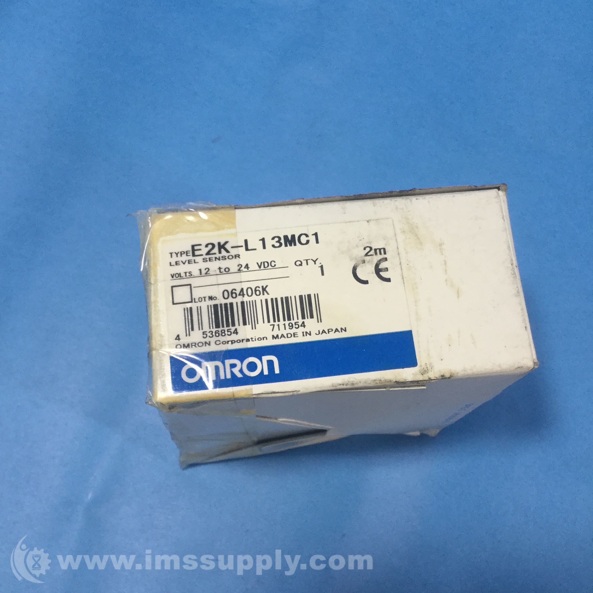 Omron E2K-L13MC1 Optical Level Sensor, 8 to 11 mm Pipes - IMS Supply
