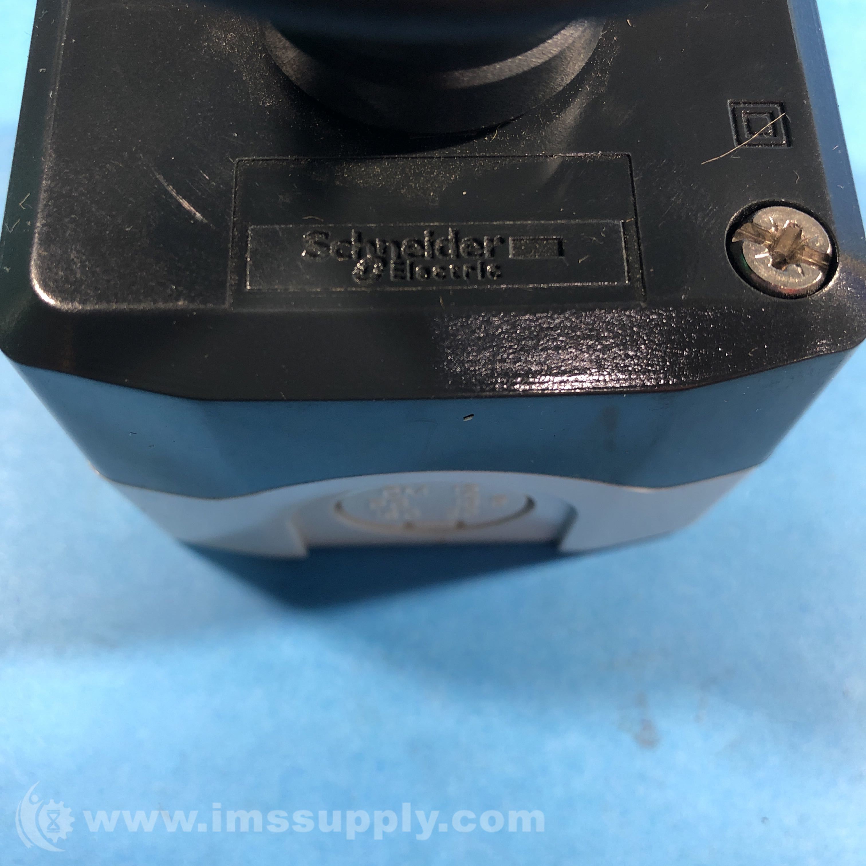 Schneider Electric CM 12 PG 13.5 ISO 20 Push Button - IMS Supply
